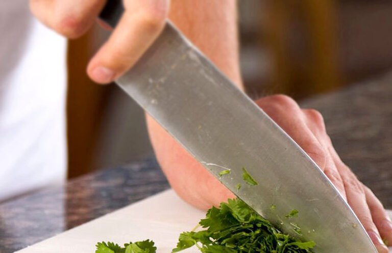 How to Use a Chef's Knife Like a Pro: Expert Tips and Techniques
