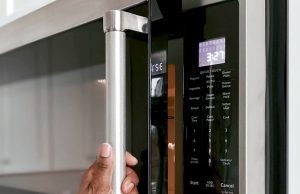 Microwave Making Loud Noise: 7 Causes and Their Fixes!