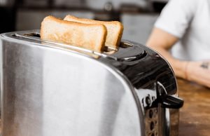 7 Signs Your Toaster is About to Break